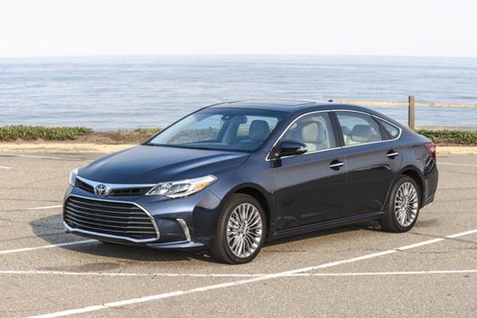 Toyota Avalon las especificaciones técnicas y el consumo de combustible